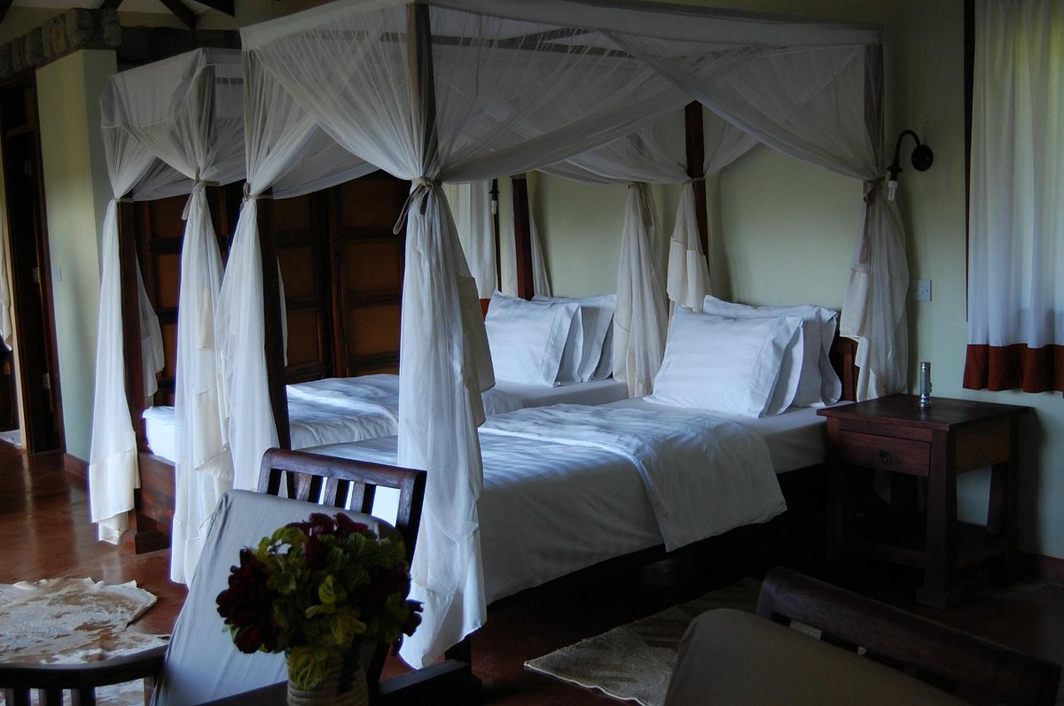 Endoro Lodge - Serengeti African Tours