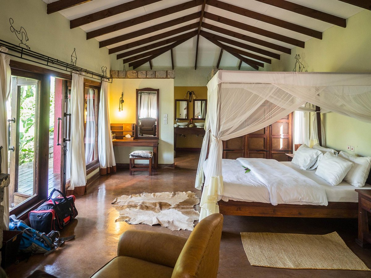 Endoro Lodge - Serengeti African Tours